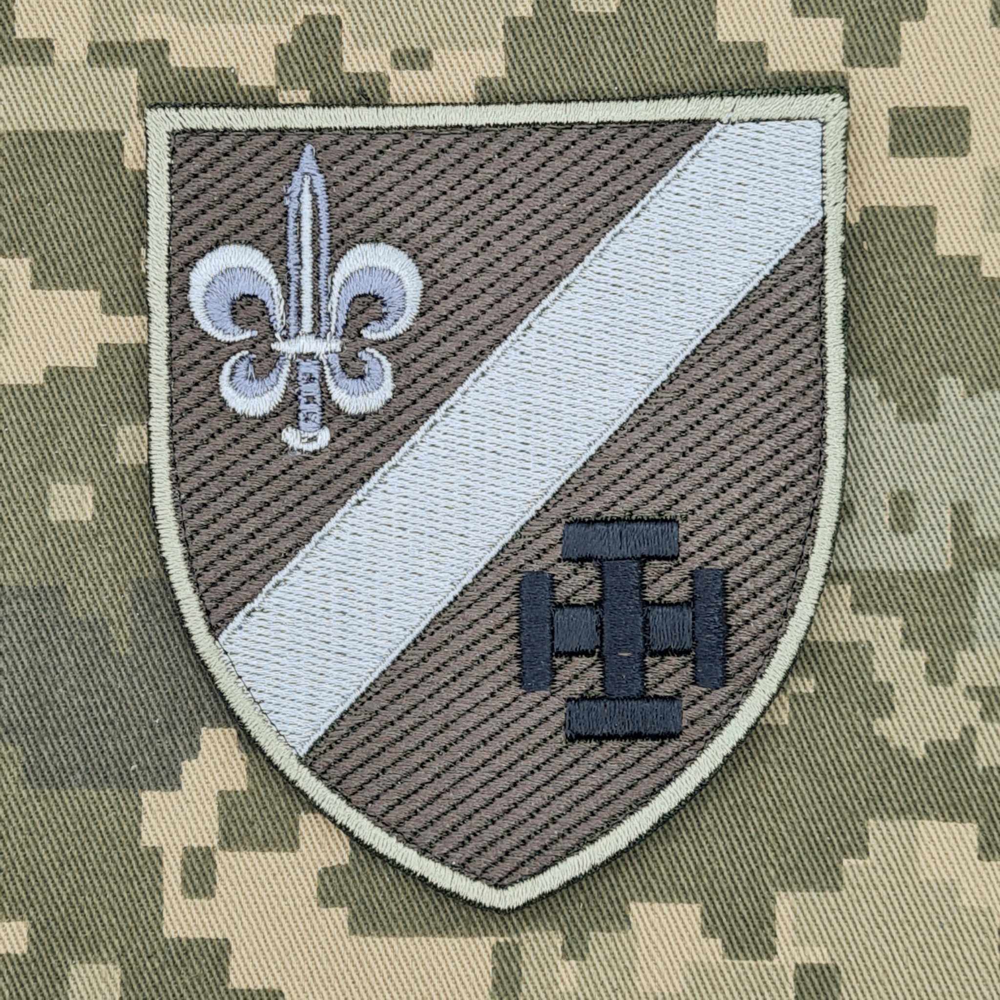 новий шеврон 131 ОРБ польовий